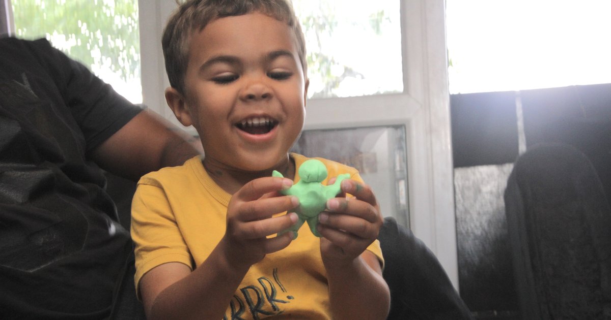 Using your hands to play and learn | Words for Life